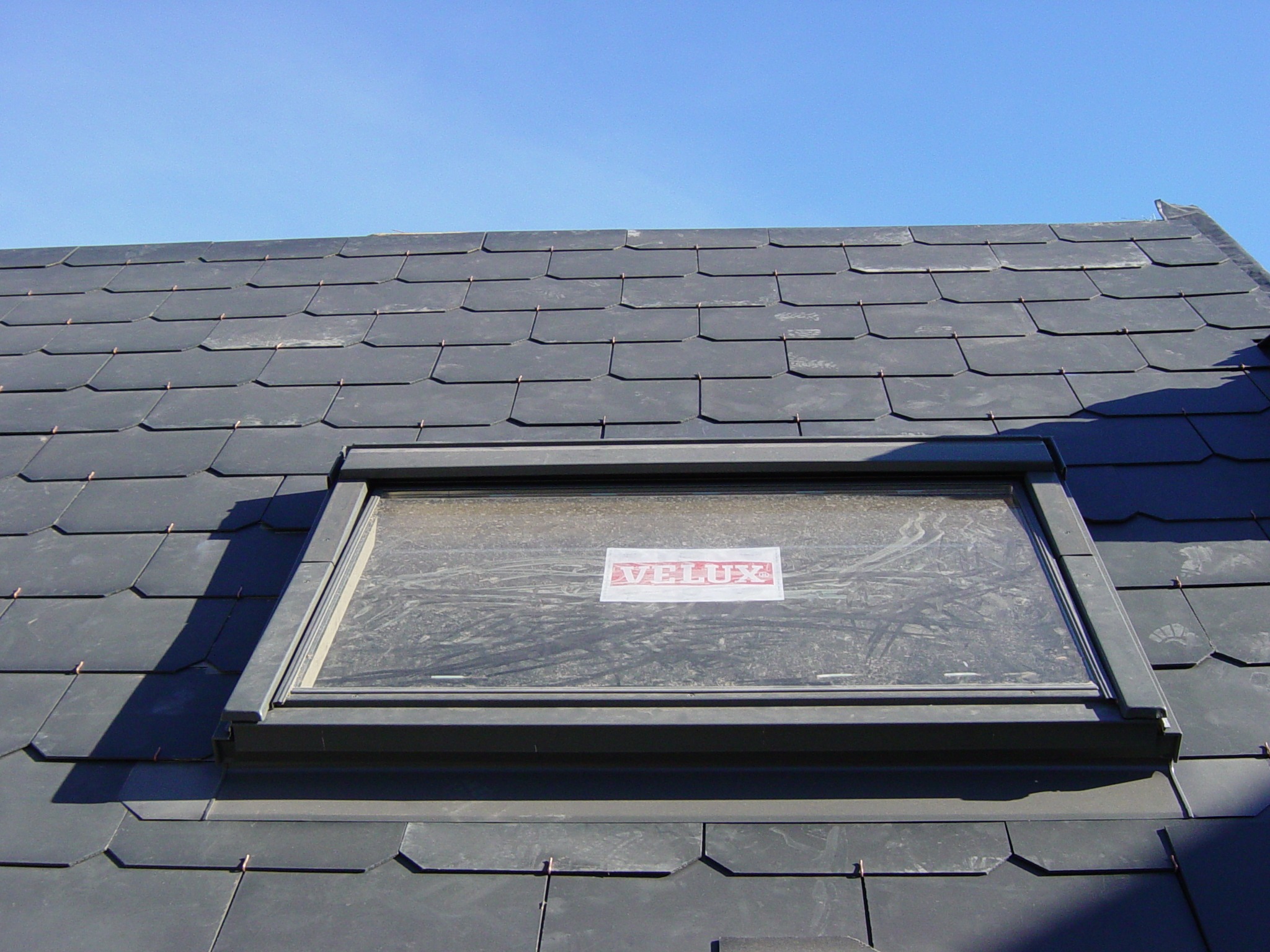 Fenêtre de toit - Velux Bruxelles - RMC Toiture le spécialiste toiture.